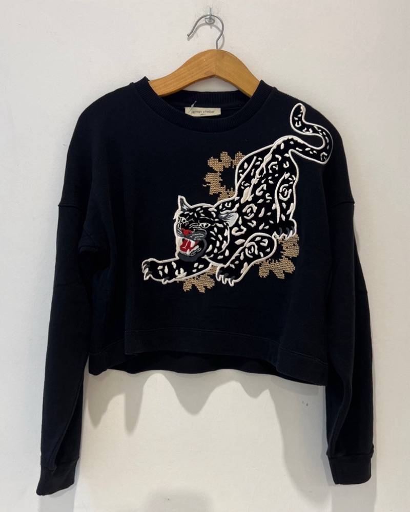 Renová Tu Vestidor - Buzo Jazmin Chebar