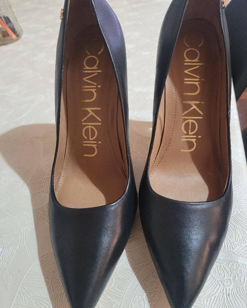 Renová Tu Vestidor - Zapatos Calvin Klein