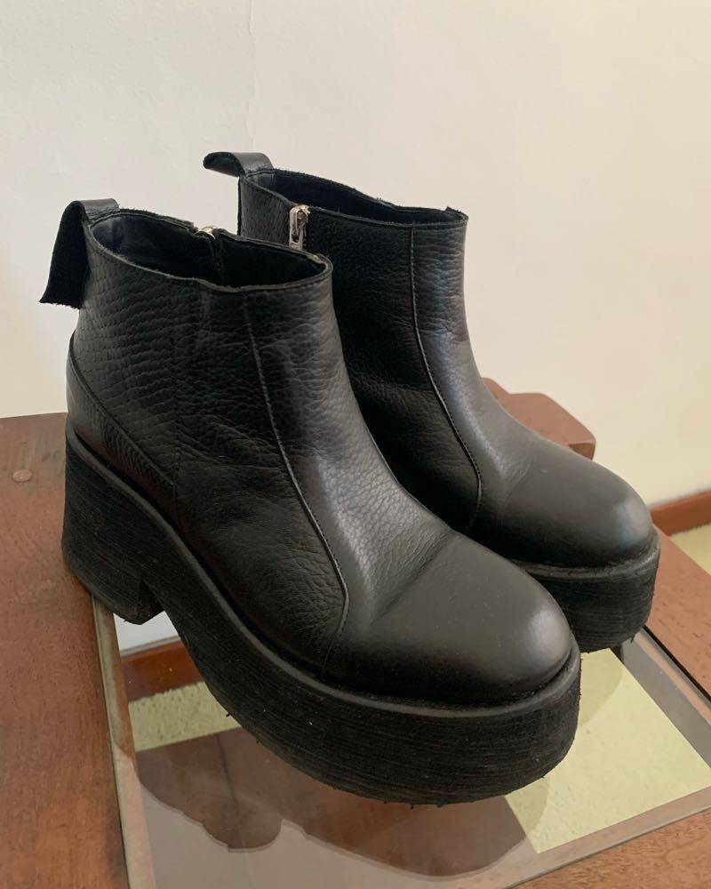 Renová Tu Vestidor - Botas