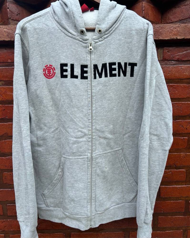 Renová Tu Vestidor - Campera Element