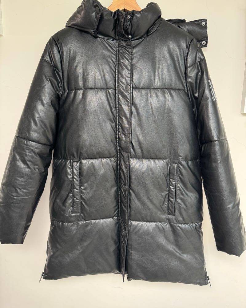 Renová Tu Vestidor - Campera Sofia Sarkany