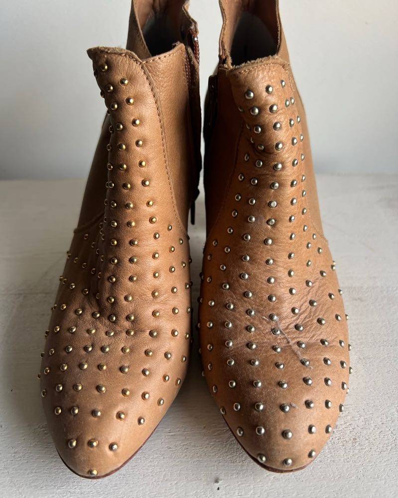 Renová Tu Vestidor - Botas Prune